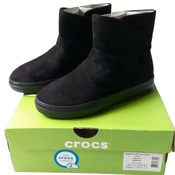 CROCS | Shoes | Crocs Boots Womens 6 Lodgepoint Synth Suede Bootie ...
